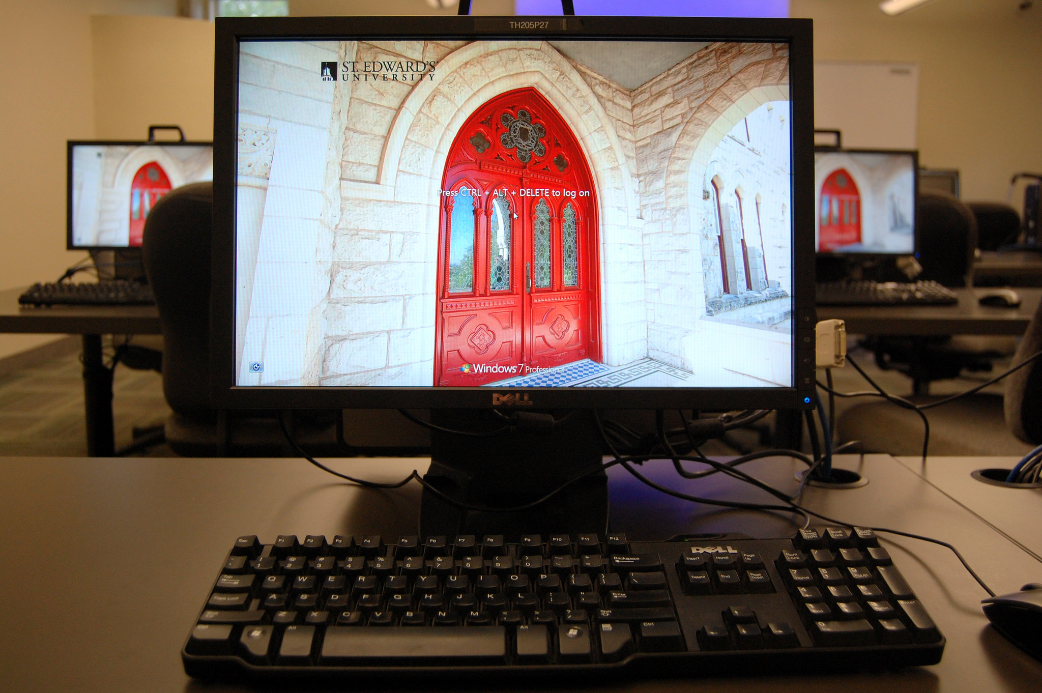 Computer Support « Navigating New College